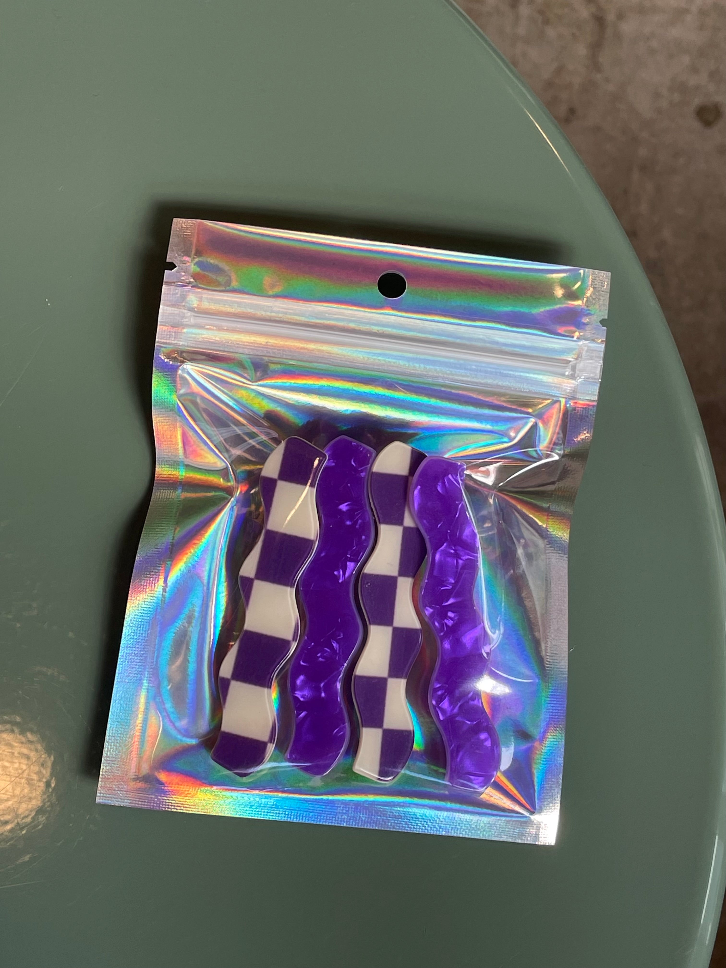 Purple x White Set Pin / The Birthday Club – Folks Store Sendai